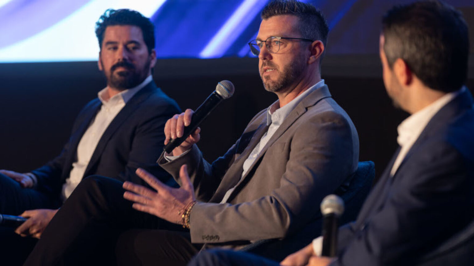 COMMENTARY: Customer data platforms are reshaping automotive retail ...