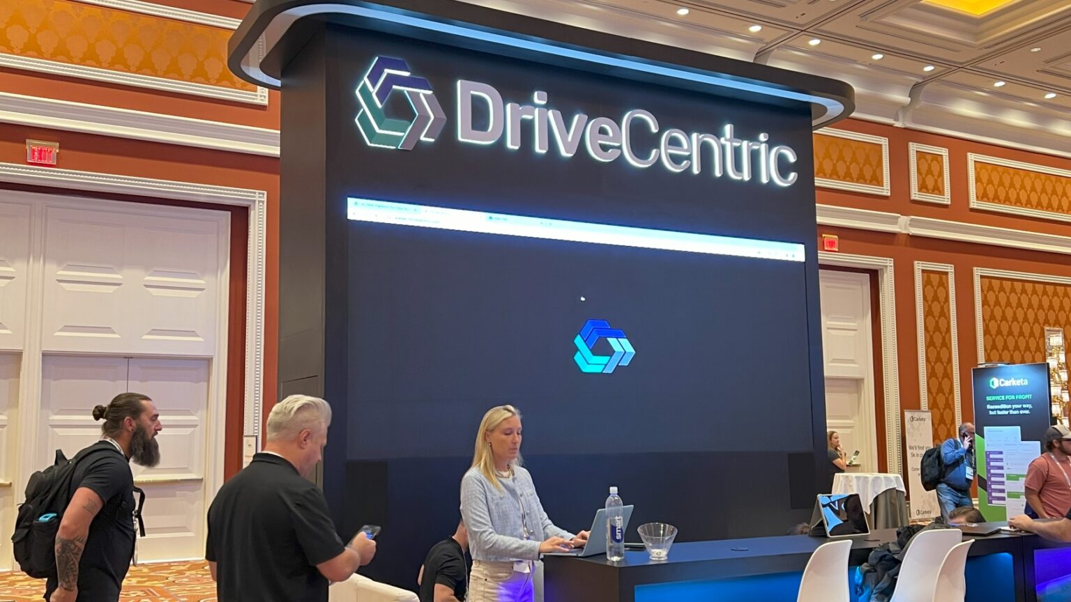 DriveCentric integrates Urban Science defection data into its CRM ...